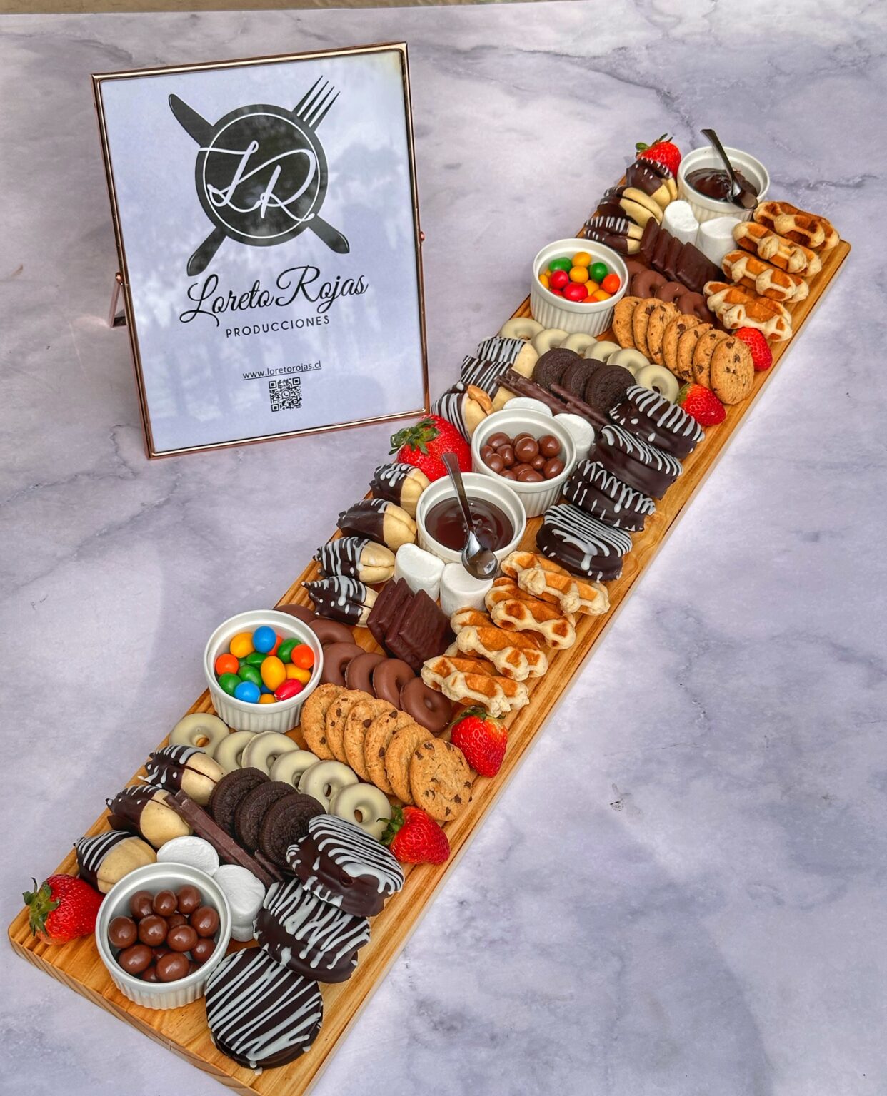 Tabla gigante de picoteo dulce de 80 cm de largo (hasta para 15 ...